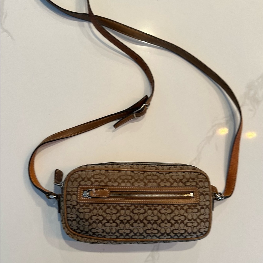 Vintage Coach Logo Camera Bag - Gem